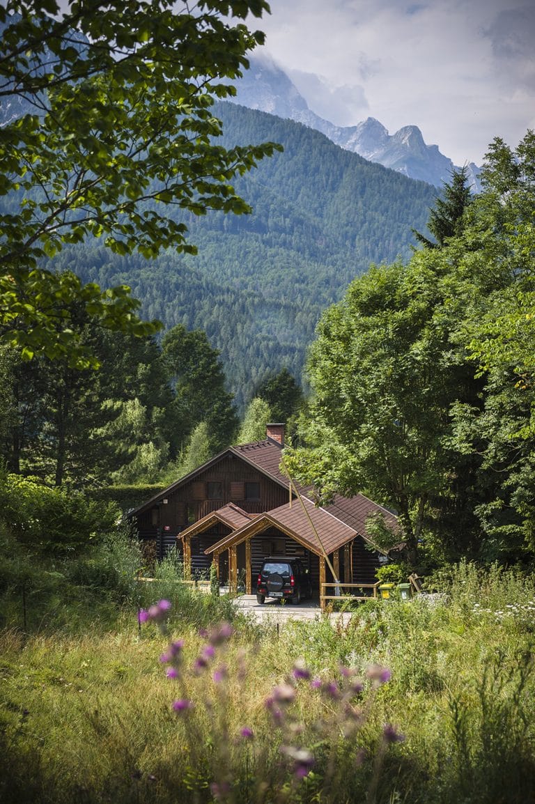 S spomini prežeta podalpska brunarica - Ambienti