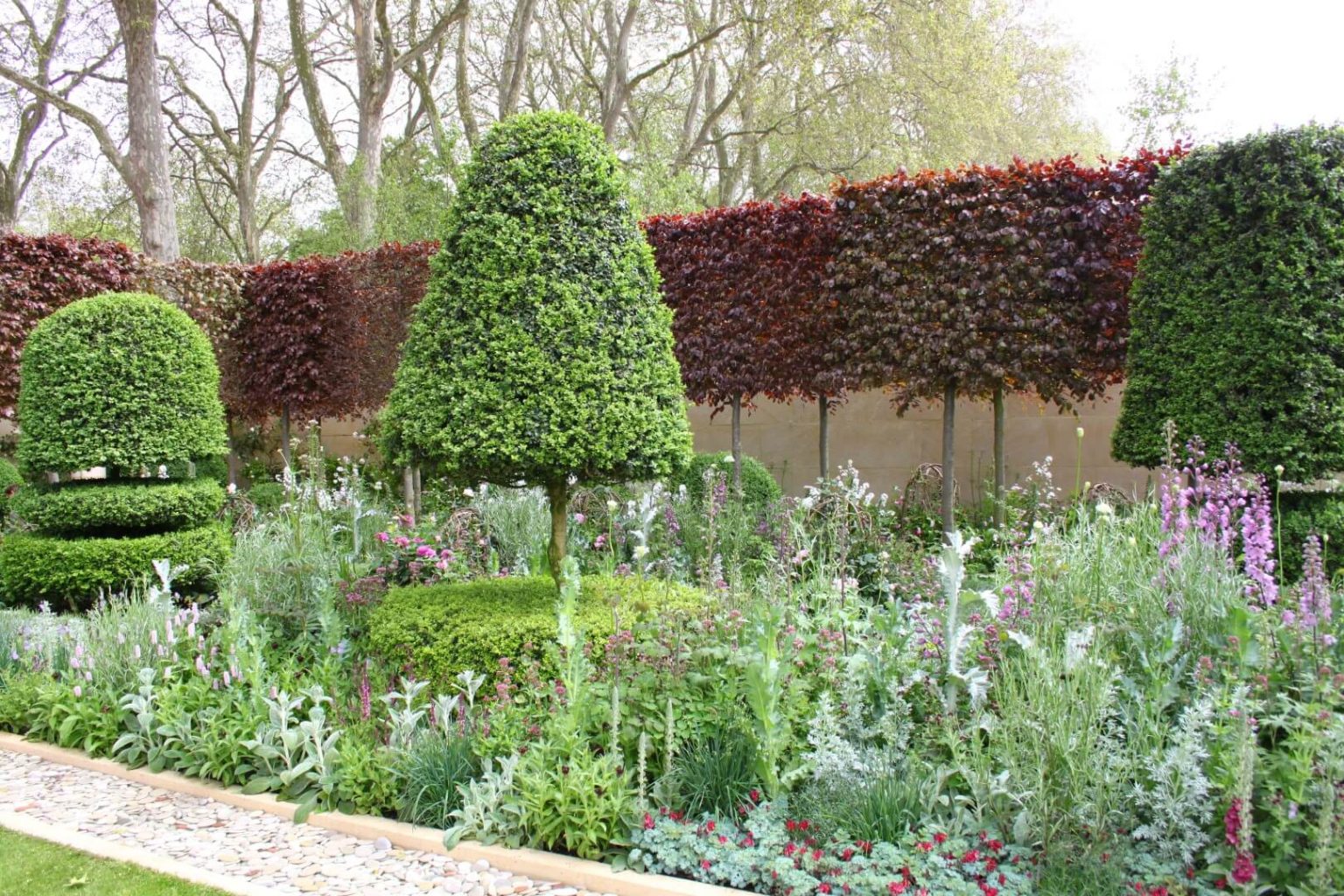 Očarljiva drevesa za senčno oazo na majhnem vrtu - Ambienti